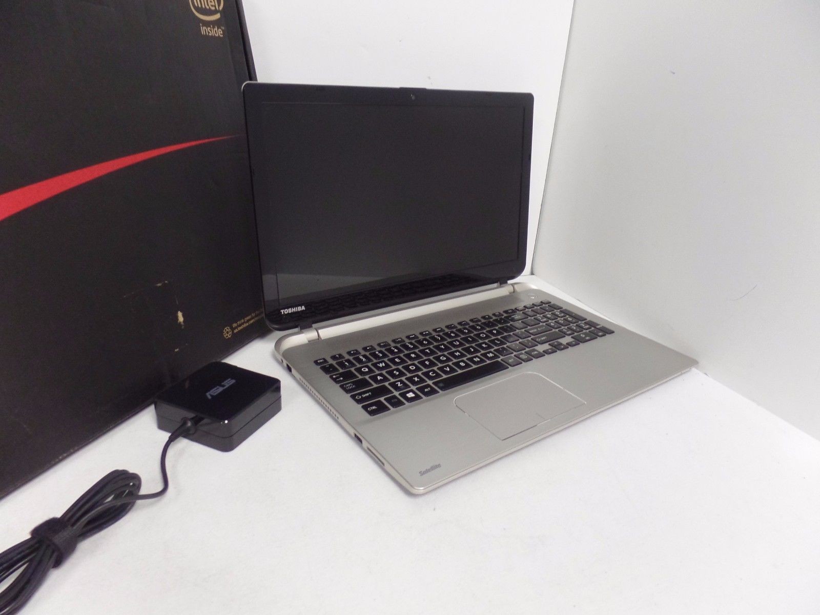 Toshiba Satellite S55-B5292 Laptop 15.6 Toshiba Satellite S55-B5292 Laptop 15.6